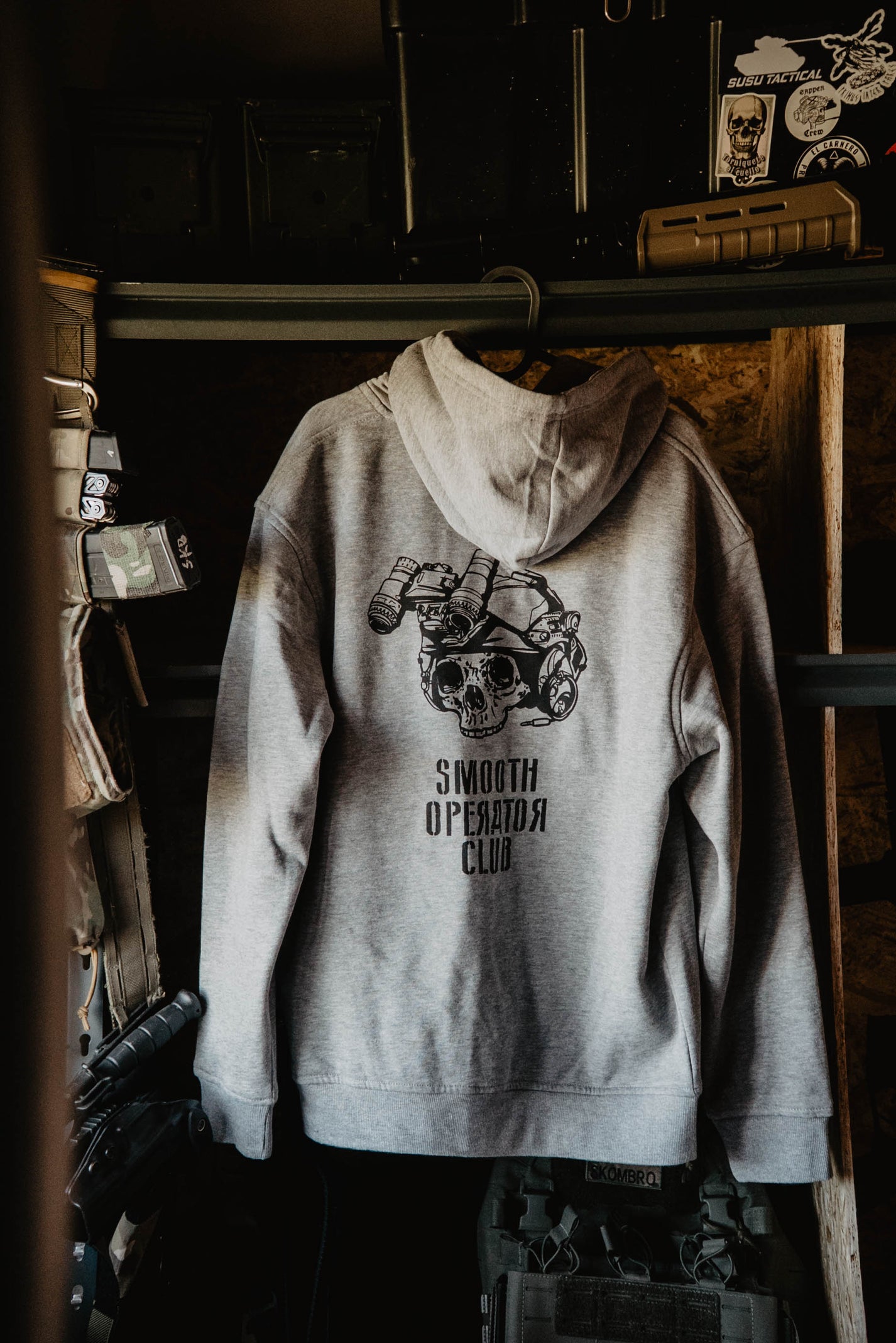 Sudera SOC Gris – CIVIL TÁCTICO